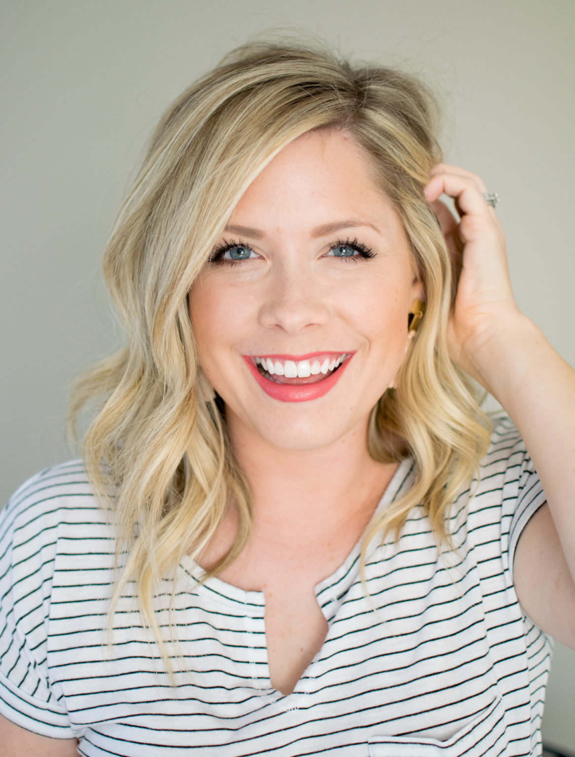 Summer in a Swipe Makeup Tutorial - The Small Things Blog